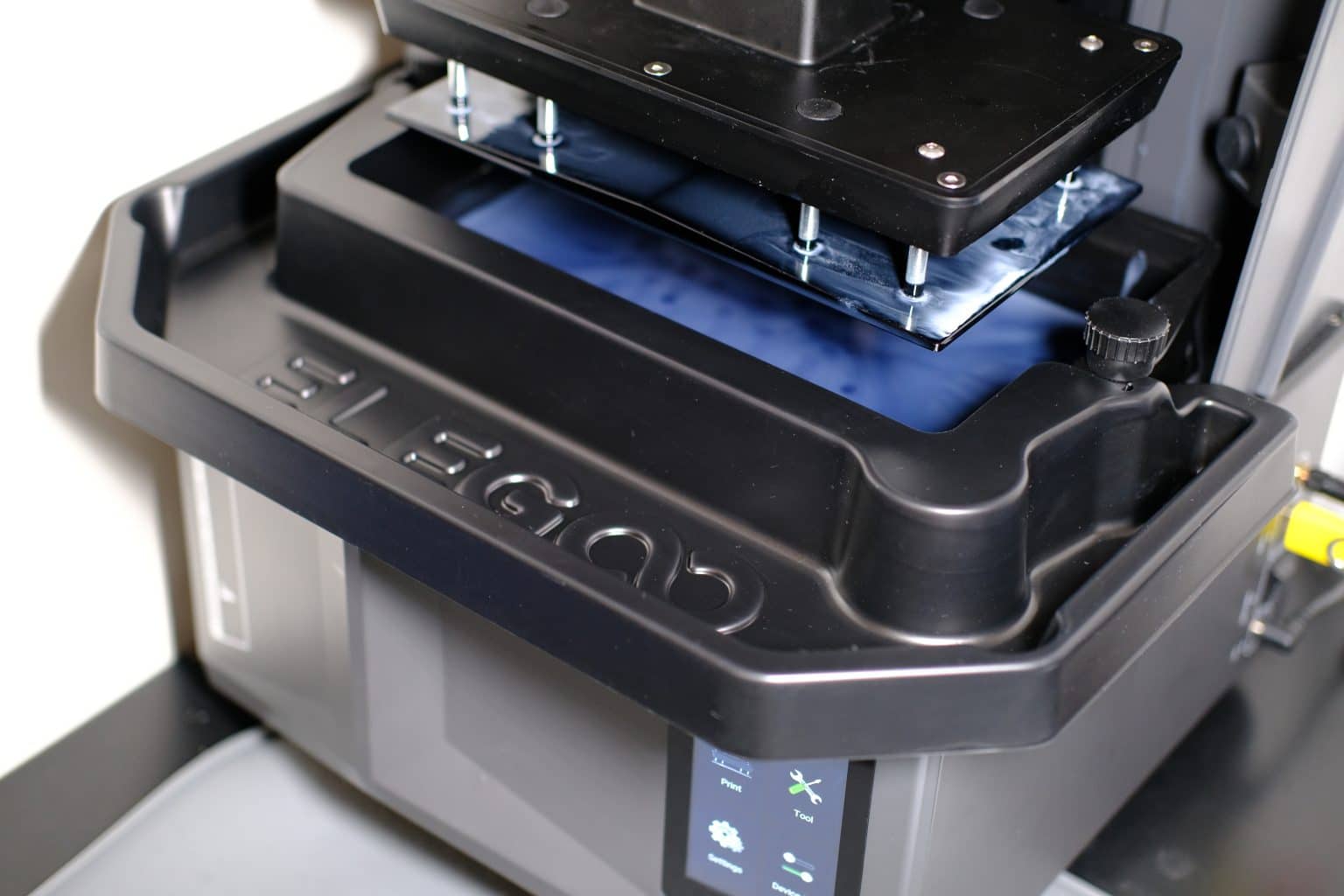 Elegoo Saturn 4 Ultra Review - Resin Printer Gamechanger?! - 3D Printerly